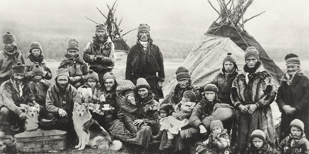 Skalastet - Sami quarterstaff & spear fighting tradition in Northern ...